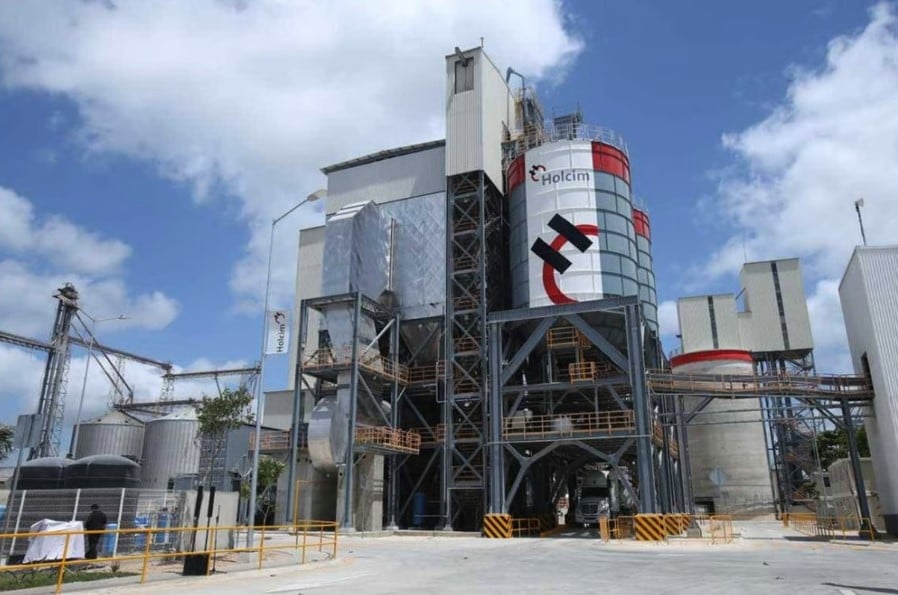 Who is Huaxin Cement, the Chinese firm taking on Dangote and BUA?
