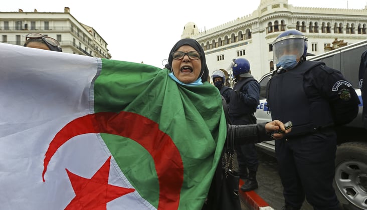 Algeria: Hirak carries on with protests, despite internal divisions ...