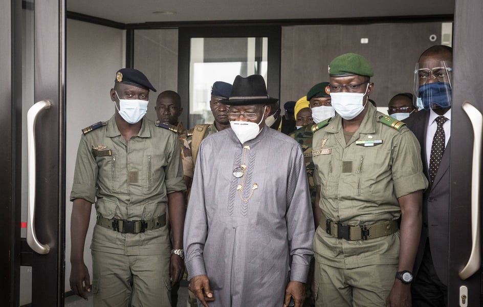 Mali Coup d’État : Military proposes three-year transition - The Africa ...