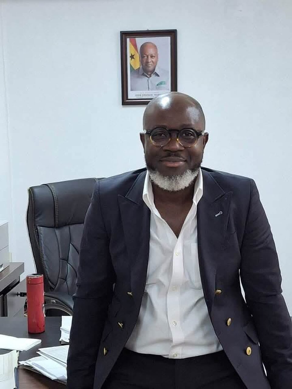 Meet Raymond Archer, Ghana President Mahama’s vanguard against graft